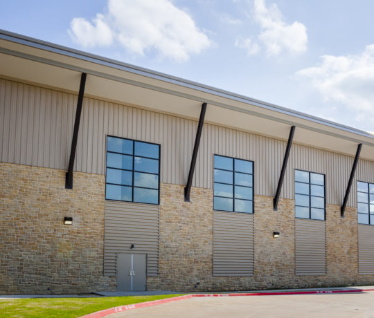 "R" Panel Exposed Fastener Panel Systems | Berridge Manufacturing Co.