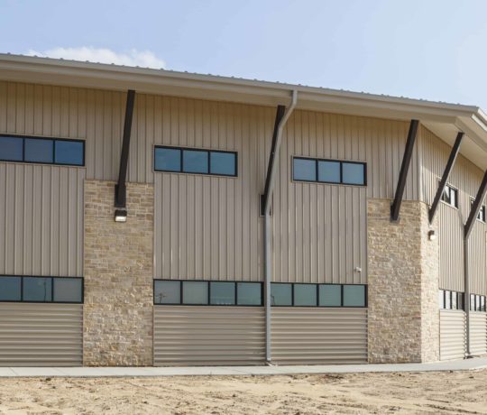 Deep-Deck Panel Exposed Fastener Panel Systems | Berridge Manufacturing Co.