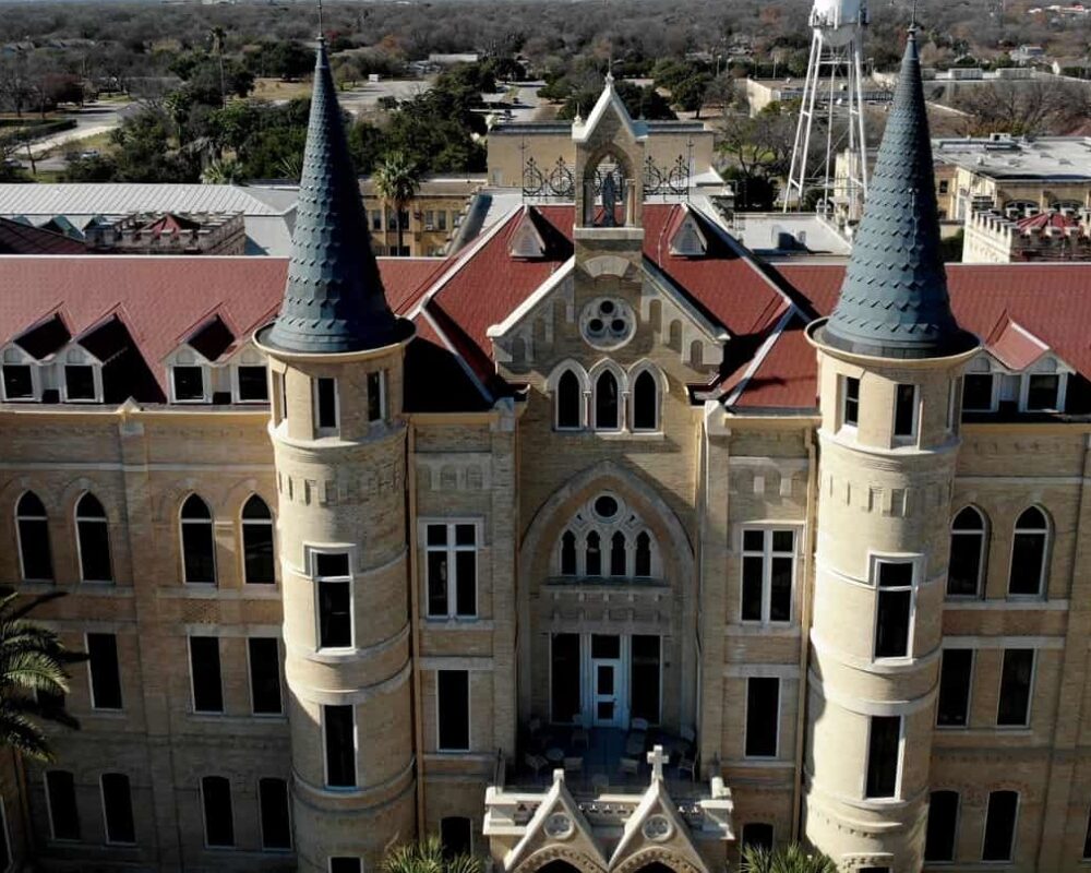 Our Lady of the Lake University | Berridge Manufacturing Co.