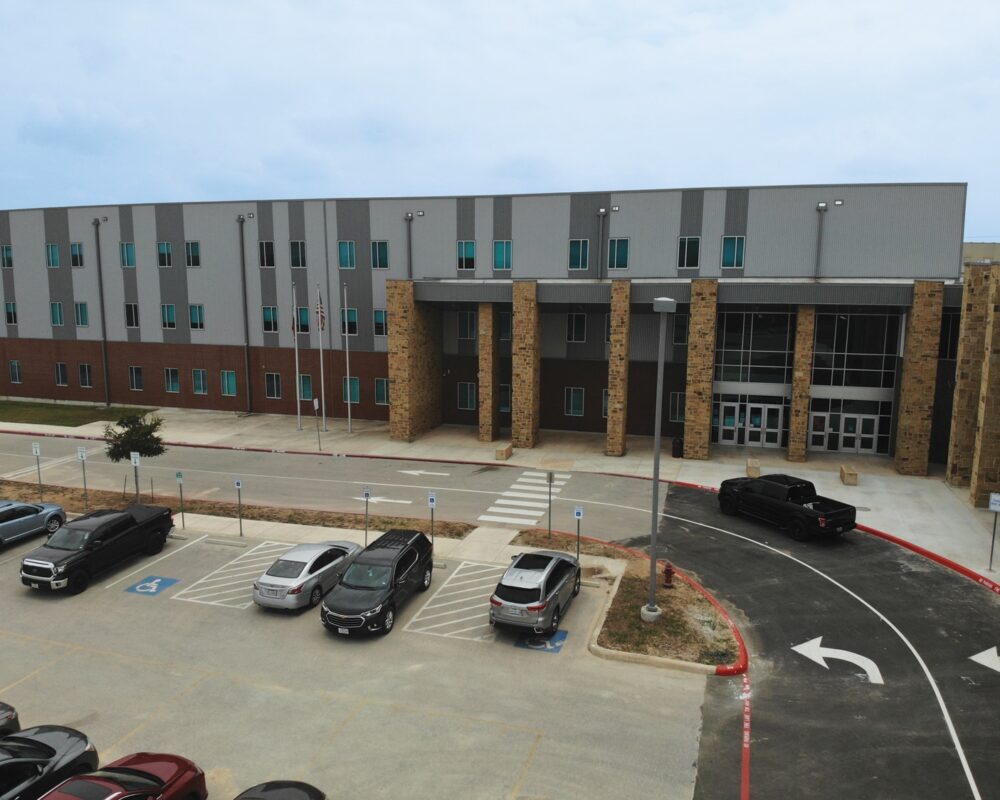 Veterans Memorial High School | Berridge Manufacturing Co.